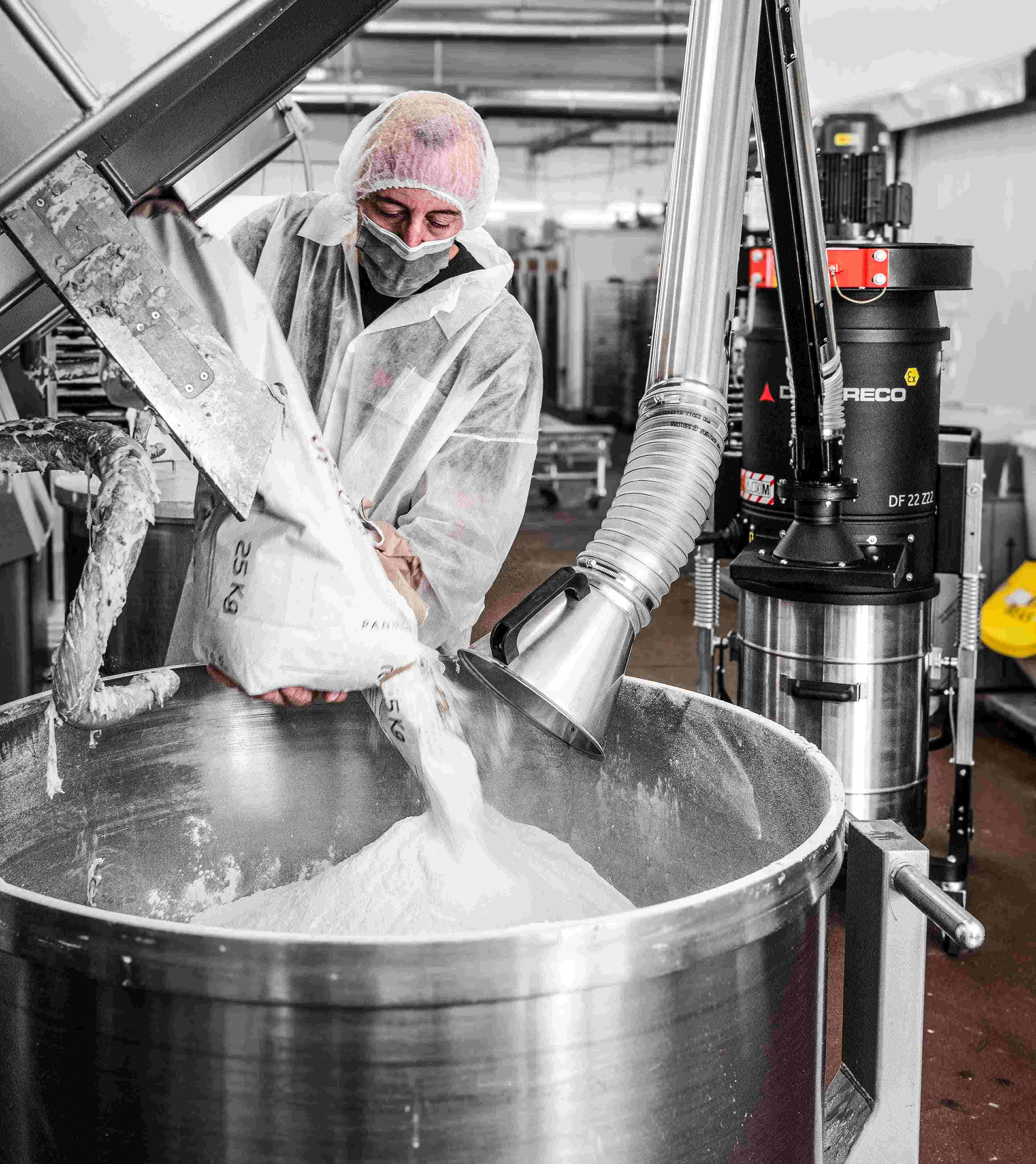 Industrial Vacuum vs. Dust Collector: What’s the Difference? - Depureco